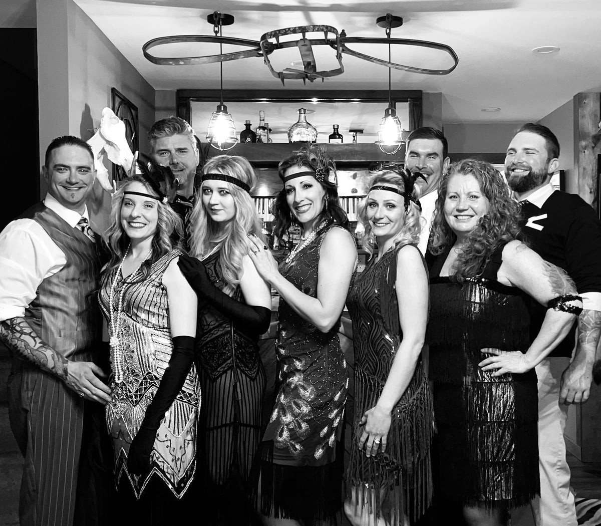 How to Host a Murder Mystery Dinner Party: A Complete Guide – Masters ...